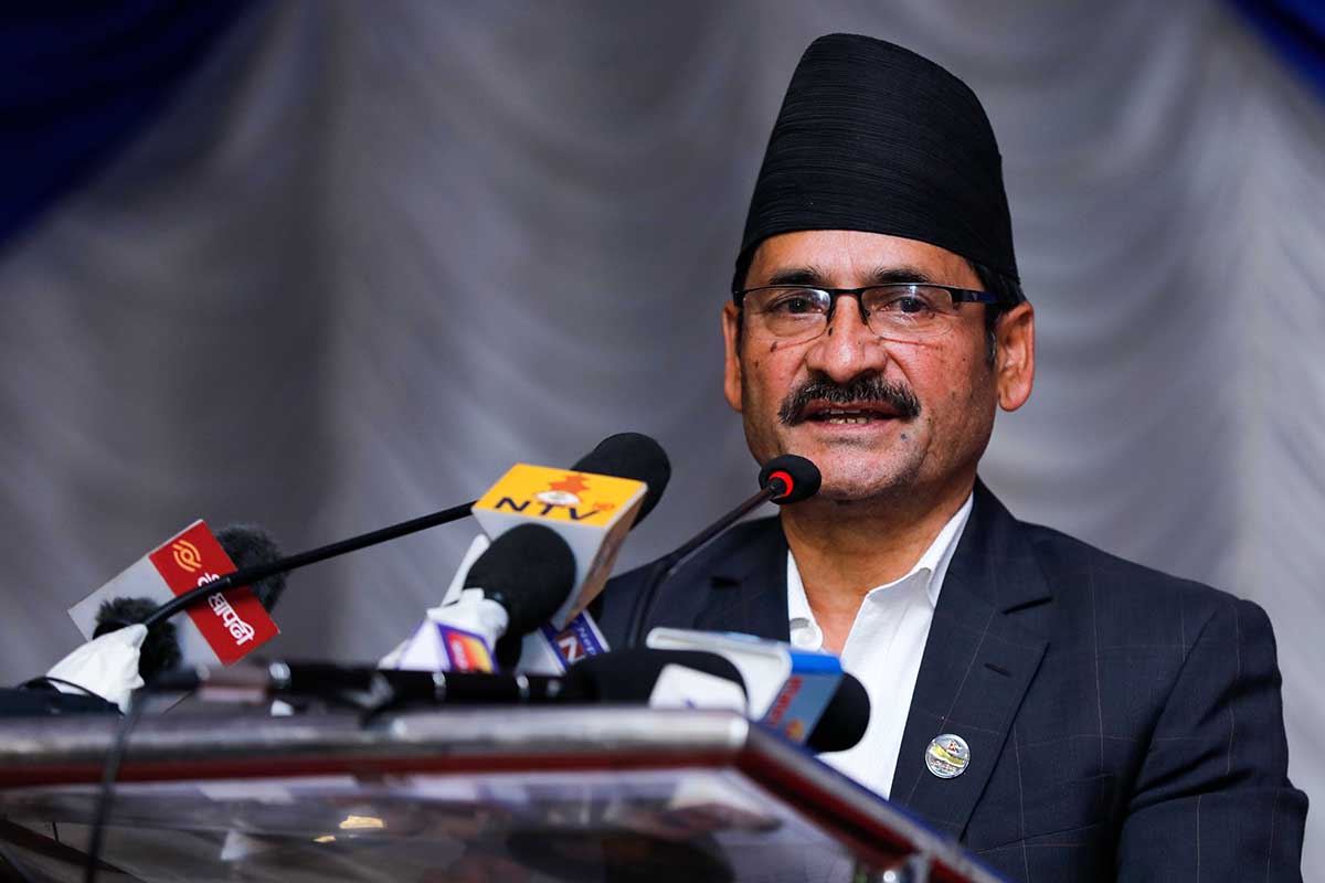 खानेपानी मन्त्री मणि थापा माओवादीमा नजाने, भन्नुहुन्छ– पद छाड्छु, ओली ...