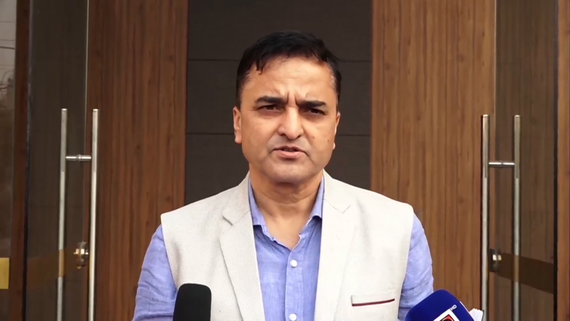 मधेसको समृद्धिका लागि एमाले नेतृत्वको सरकार चाहिन्छ: योगेश भट्टराई « Yo ...