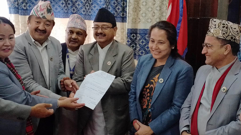 प्रदेश १ को नाममा नेकपा एकीकृत समाजवादी र जसपाको छुट्टै प्रस्ताव « Yo Bela